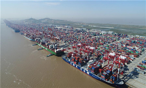 China-Europe trains help stabilize trade amid pressure on Shanghai port